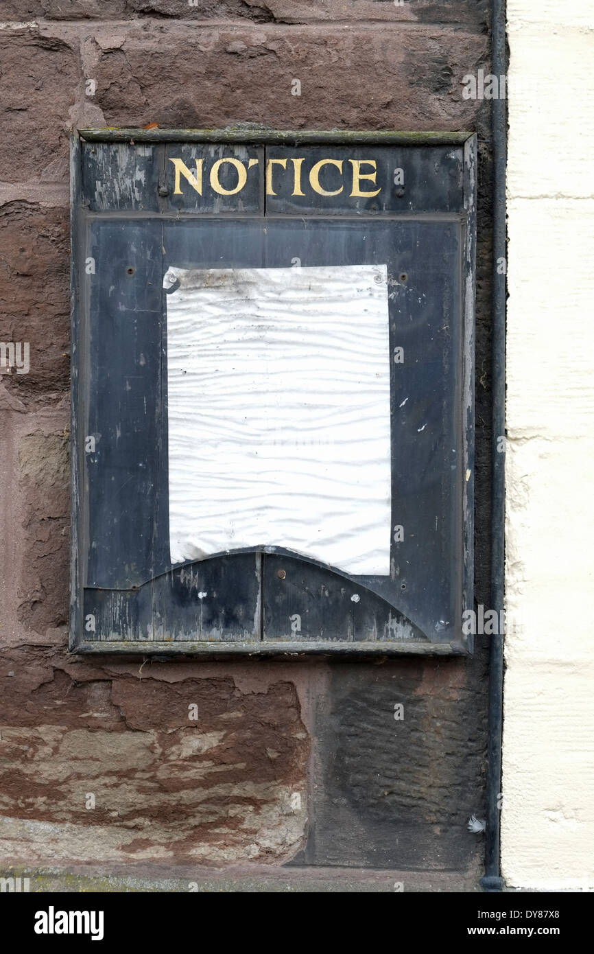 Old notice board hi-res stock photography and images - Alamy