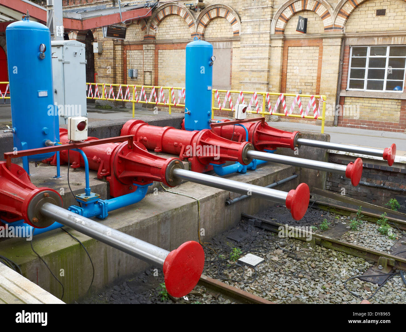 Railway buffers, the end of the rail line in Crewe Cheshire UK Stock ...