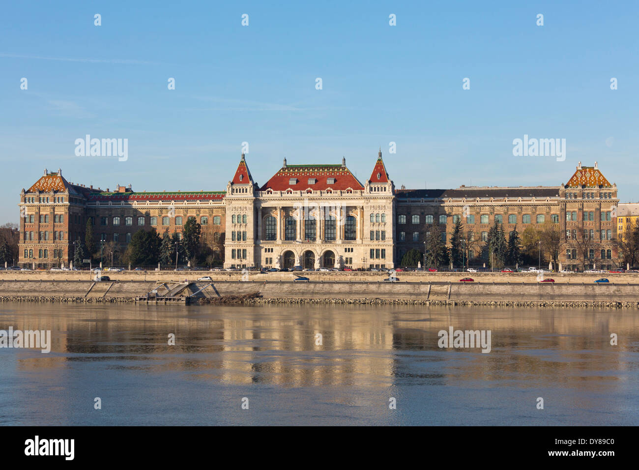 Main Building of the Budapest University of Technology and Economics ...