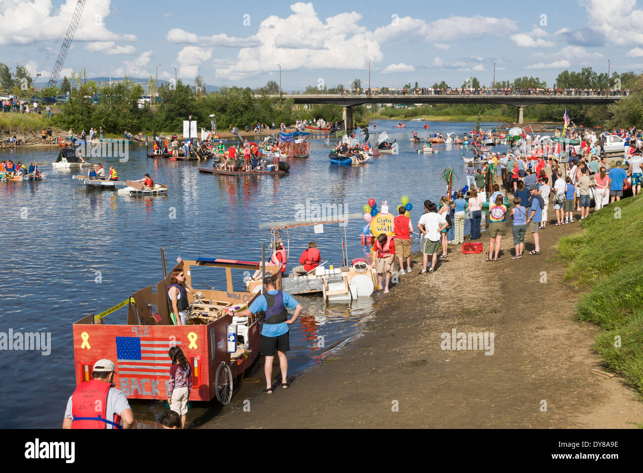 Raft race rafting hi-res stock photography and images - Alamy