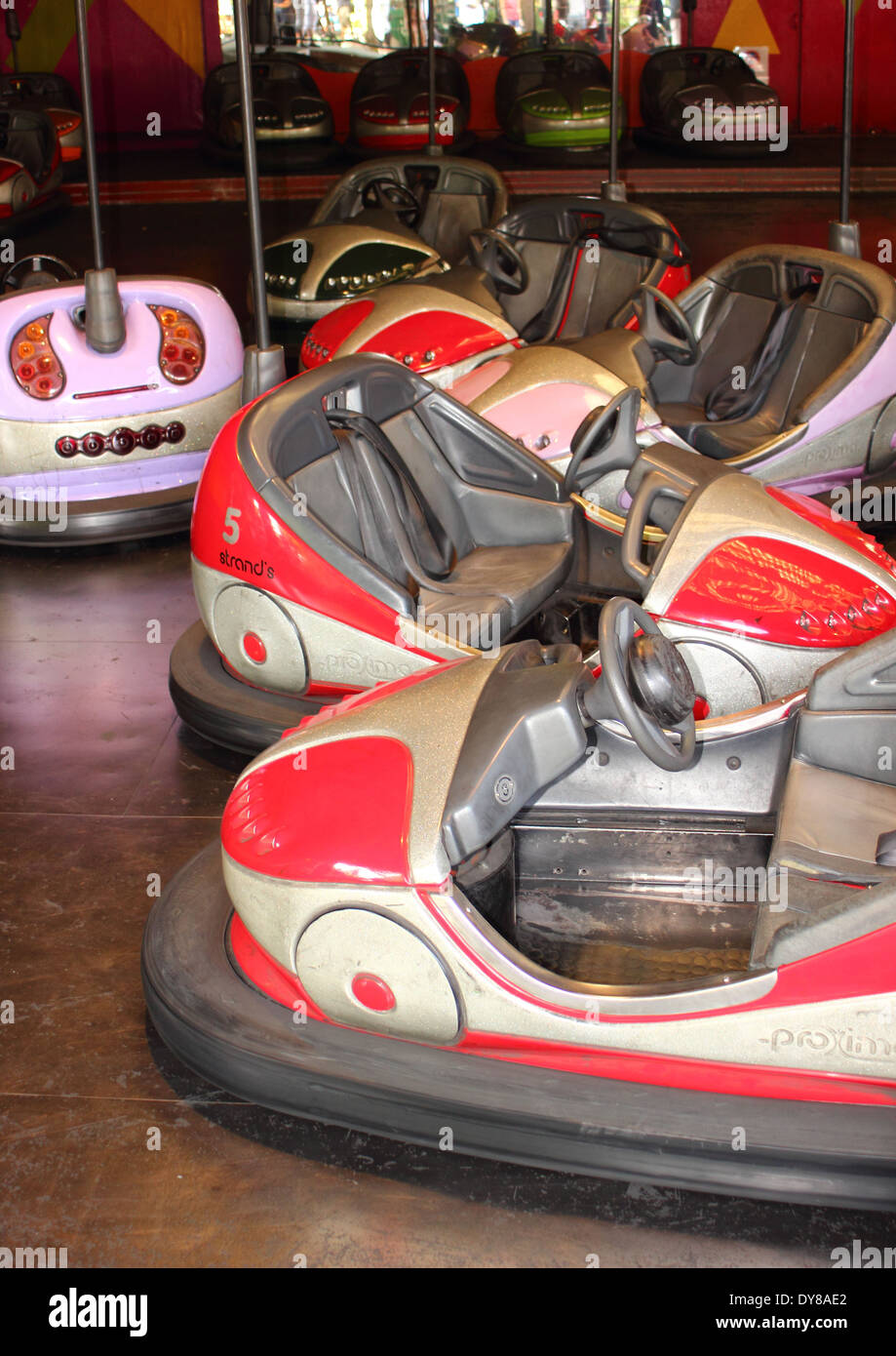 Empty red bumper cars at fair gound Stock Photo - Alamy