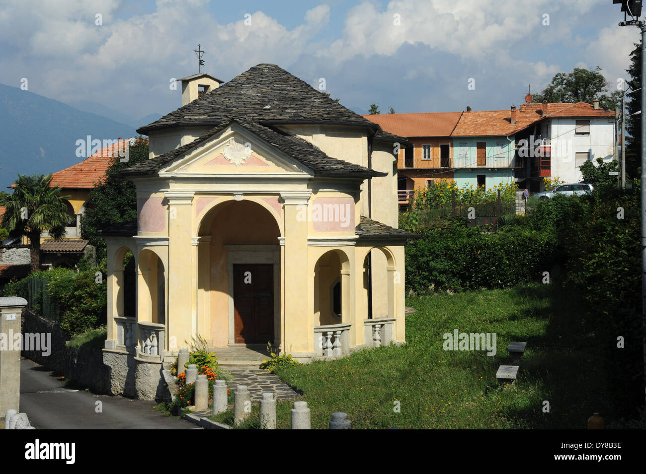 Sant anna church hi-res stock photography and images - Alamy