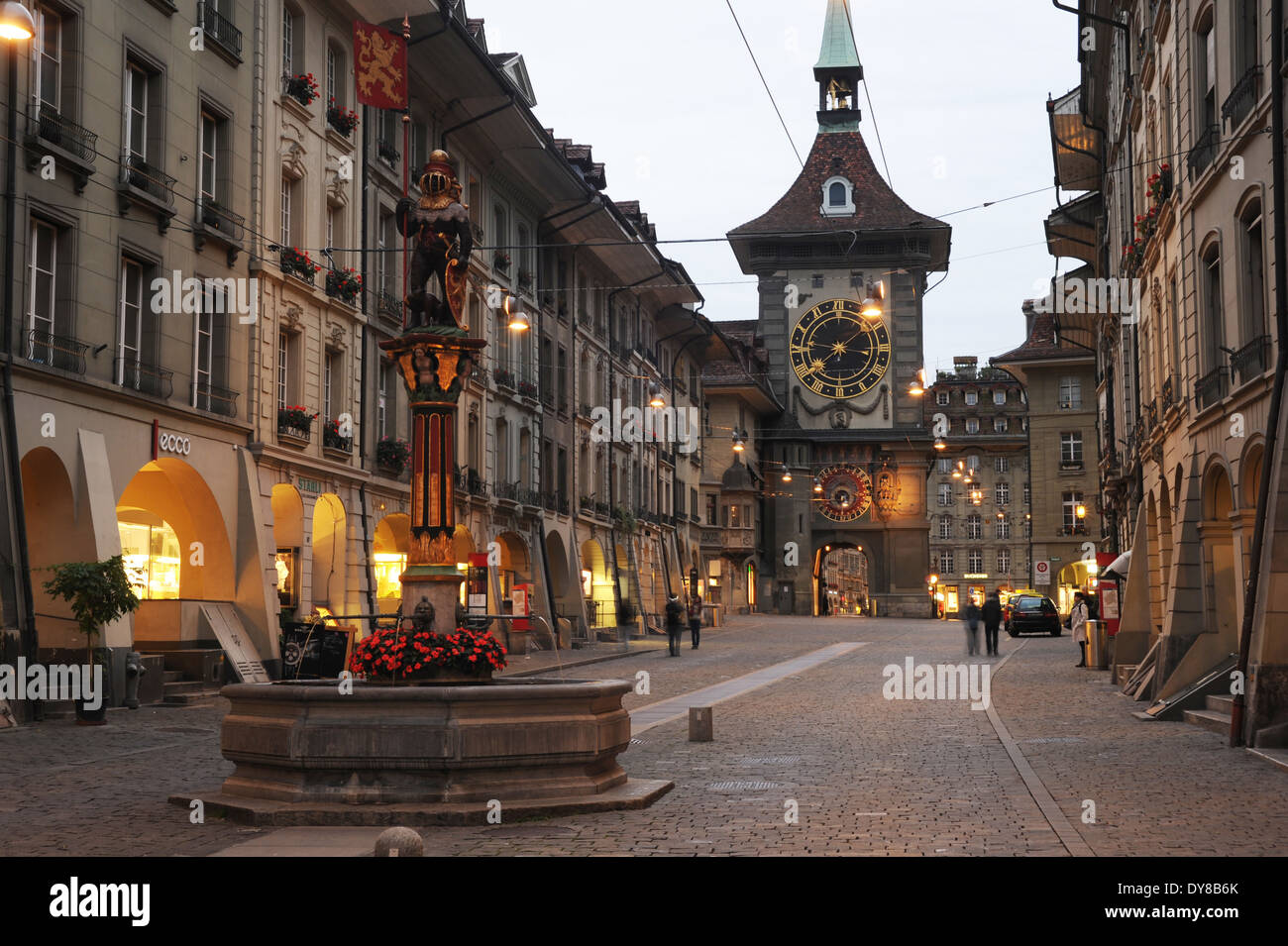 Switzerland, Bern, Zeitglockenturm, clock tower, street, lane, arches ...