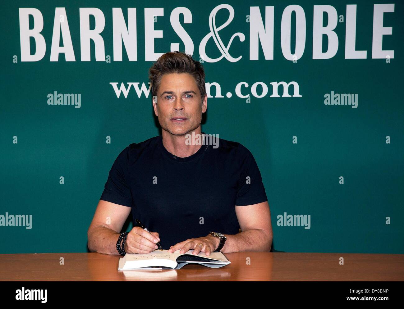 New York, NY, USA. 9th Apr, 2014. Rob Lowe at in-store appearance for ...