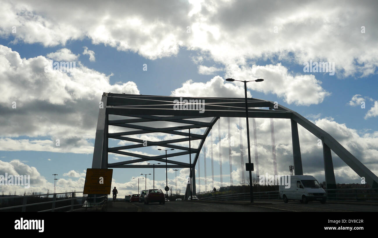 Scotswood Bridge - one of the many bridges spanning the River Tyne ...