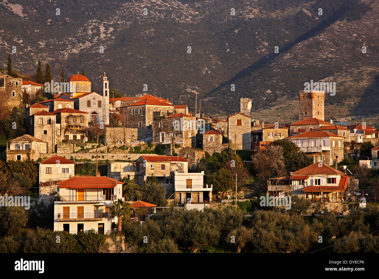 Mani greece tower house hi-res stock photography and images - Alamy