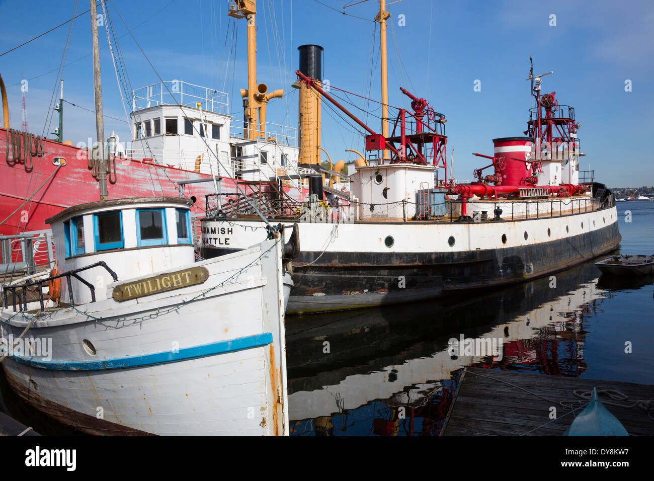 Fireboat duwamish hi-res stock photography and images - Alamy