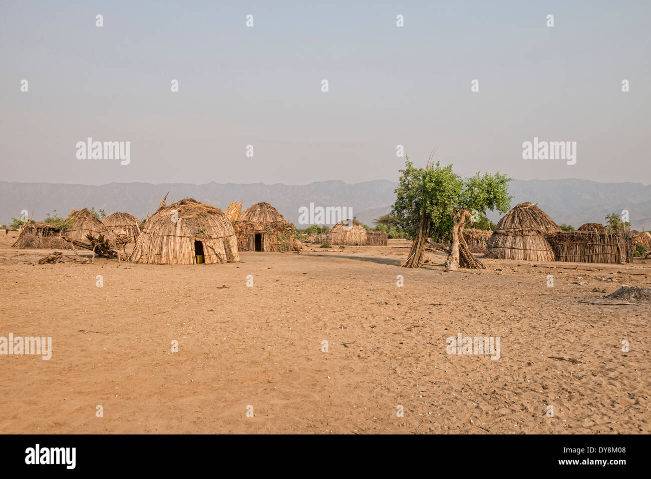 Rural huts south africa hi-res stock photography and images - Alamy