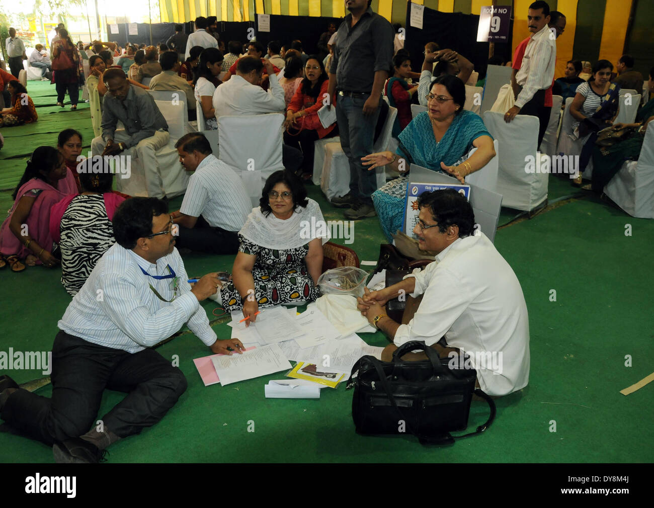 Respective polling stations hi-res stock photography and images - Alamy