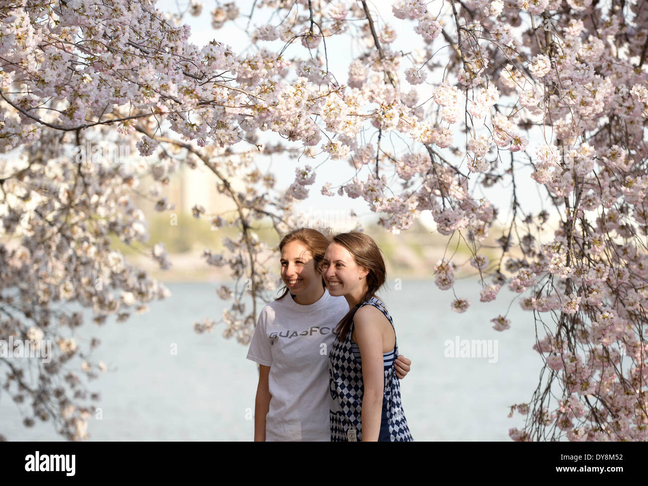 Washington, DC, USA. 9th Apr, 2014. Two girls pose for photos with ...