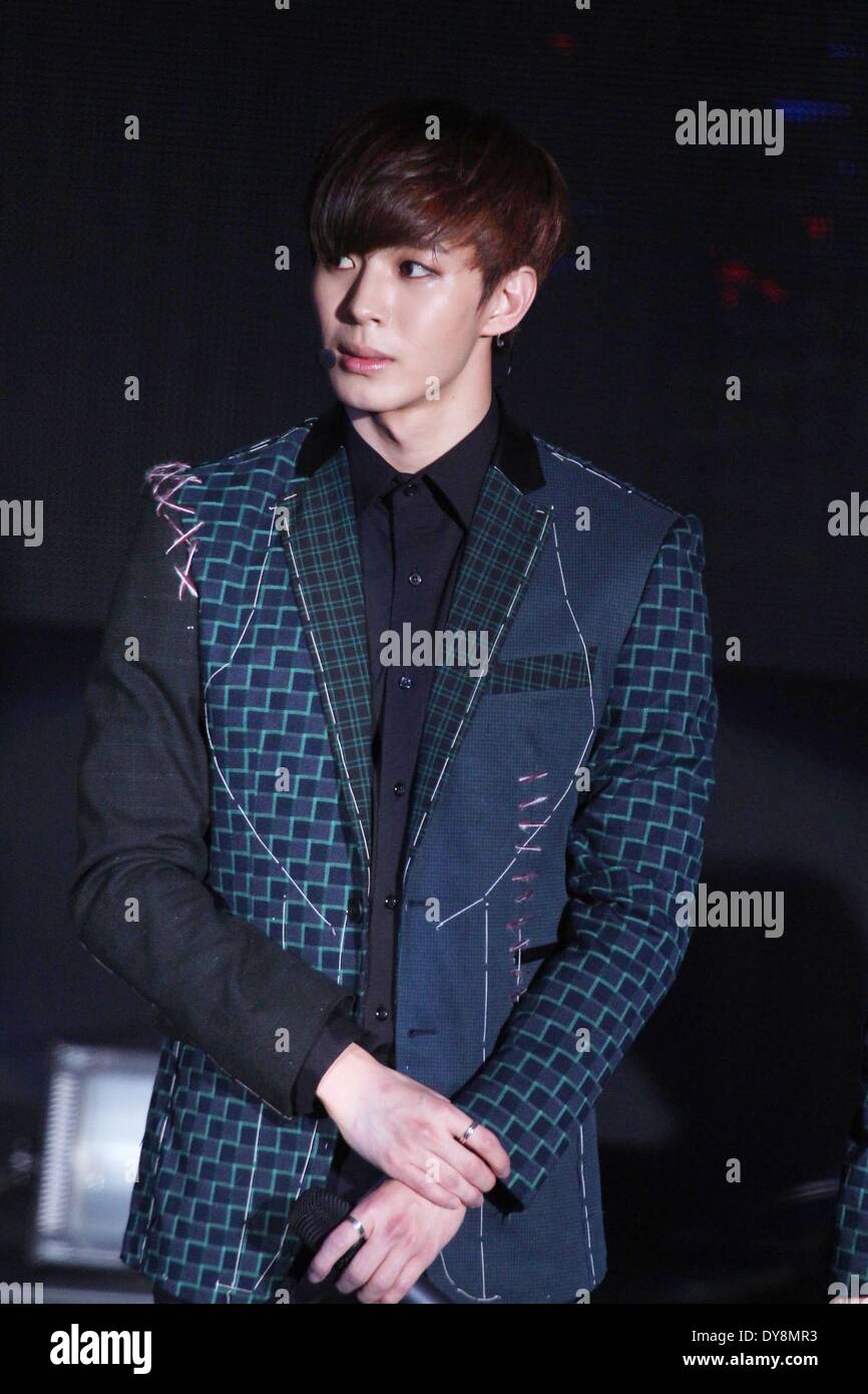 Taipei, China. 6th Apr, 2014. South Korean boy group VIXX at press conference in Taipei, China ...