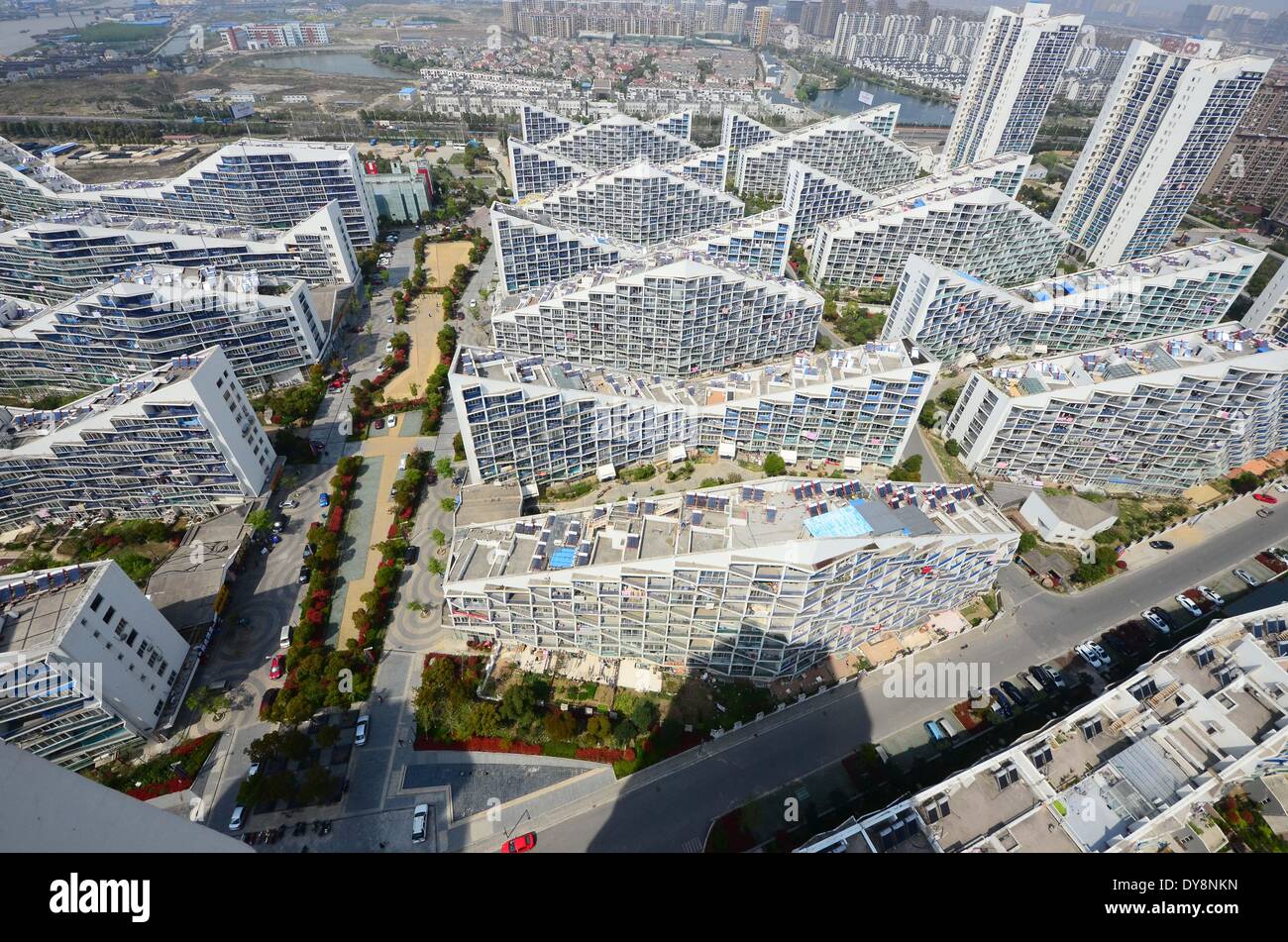 Wuxi. 10th Apr, 2014. Photo taken on April 4, 2014 shows the spectrum ...