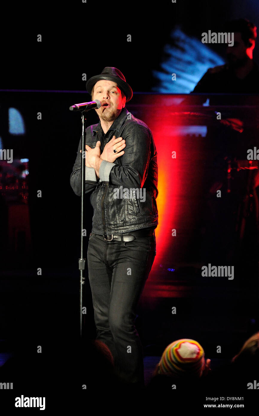 Toronto, Canada. 9th April 2014. American singer and song-writer Gavin ...
