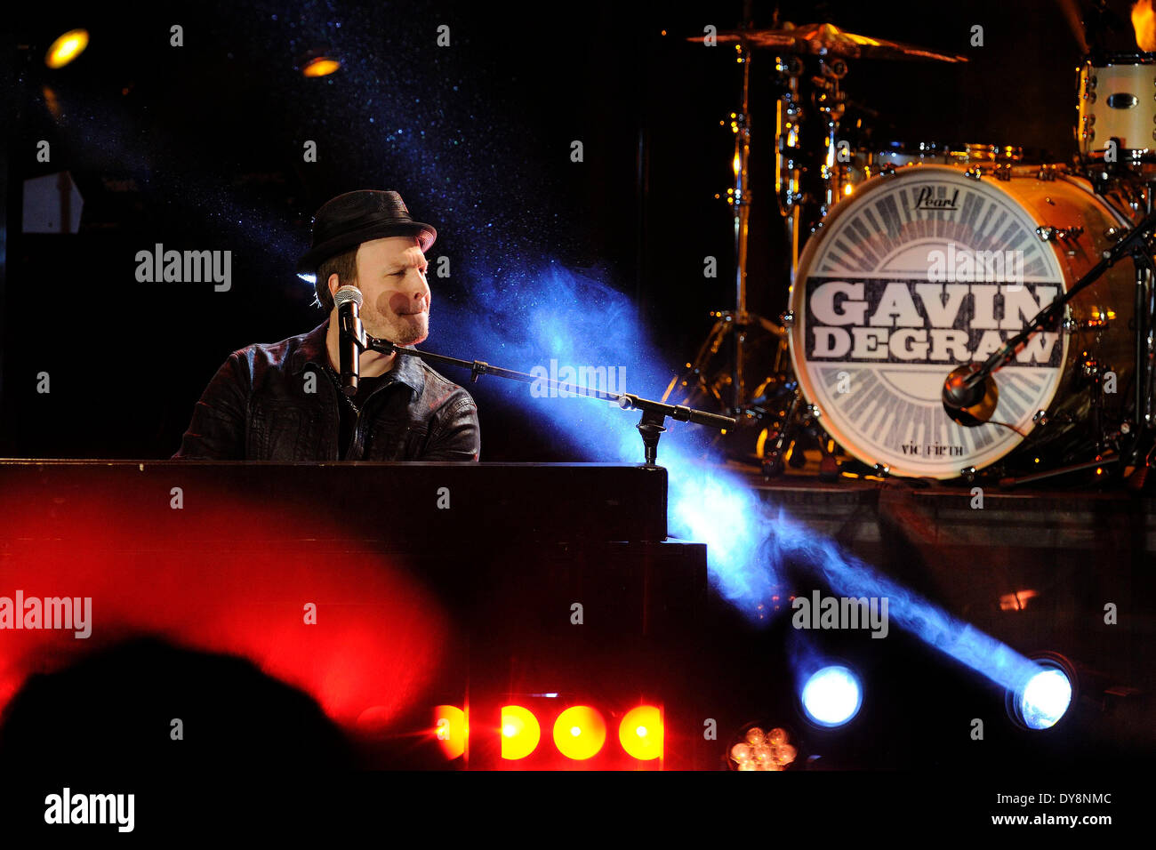 Toronto, Canada. 9th April 2014. American singer and song-writer Gavin ...