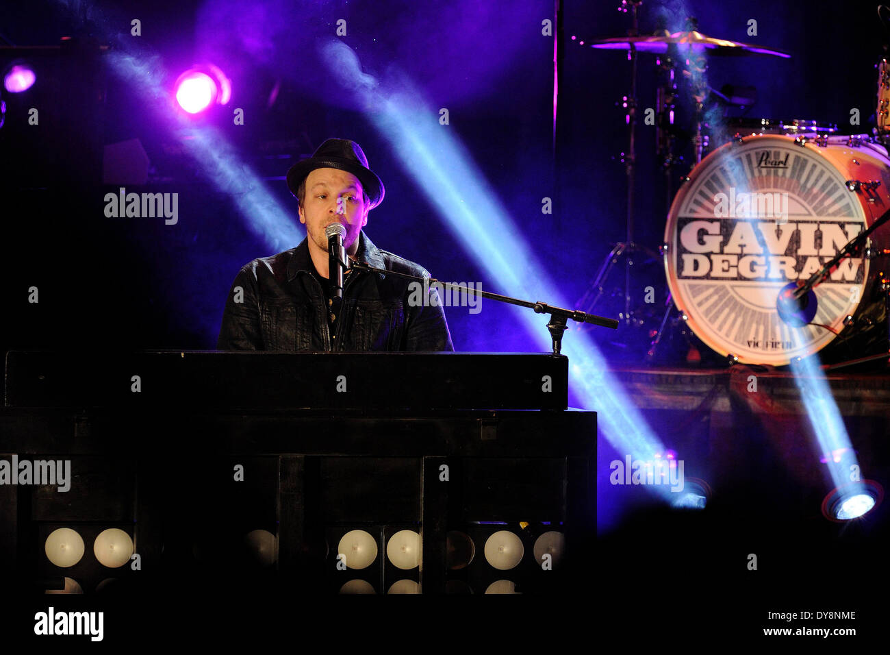 Toronto, Canada. 9th April 2014. American singer and song-writer Gavin ...