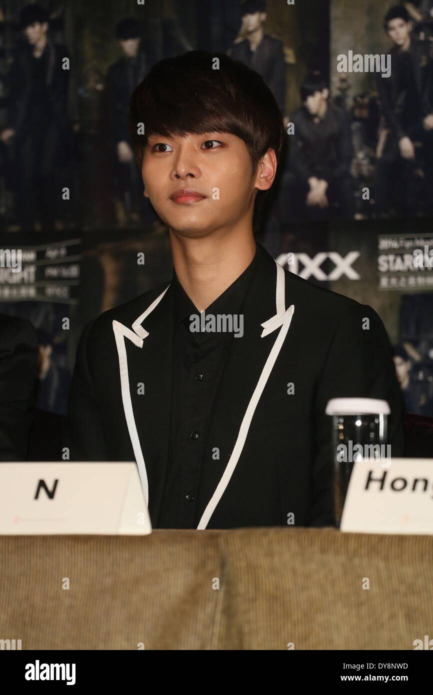 Taipei, China. 6th Apr, 2014. South Korean boy group VIXX at press conference in Taipei, China ...
