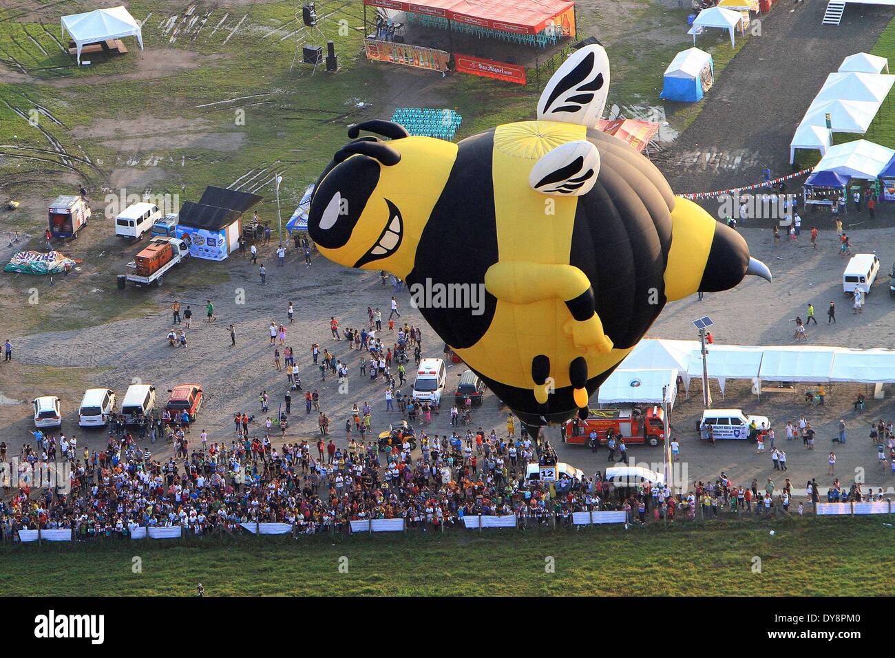 Pampanga, Philippines. 10th Apr, 2014. A hot air balloon rises during ...