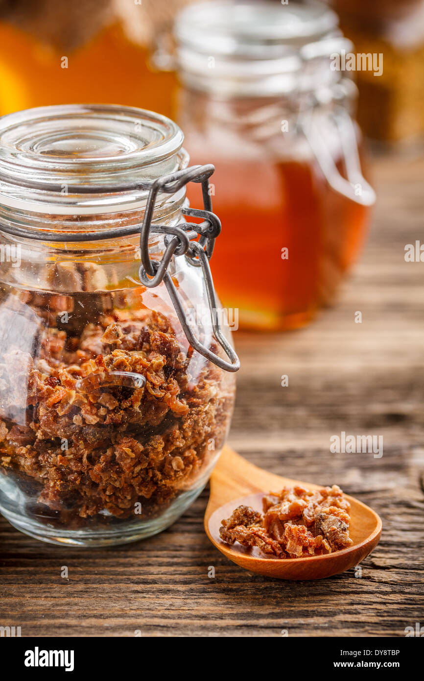 Propolis hi-res stock photography and images - Alamy