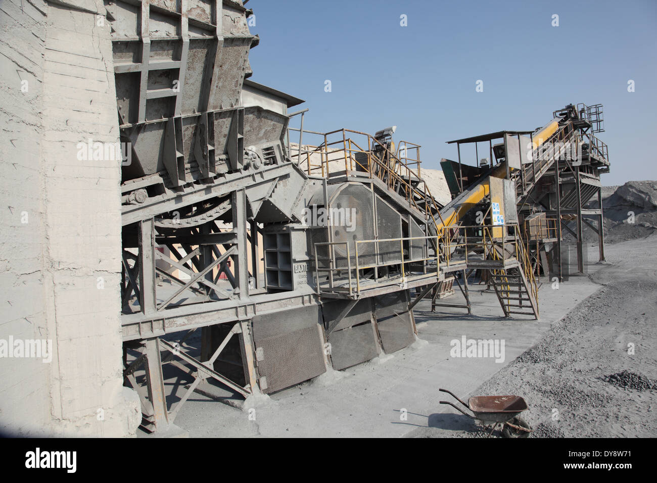 Metal grading hi-res stock photography and images - Alamy