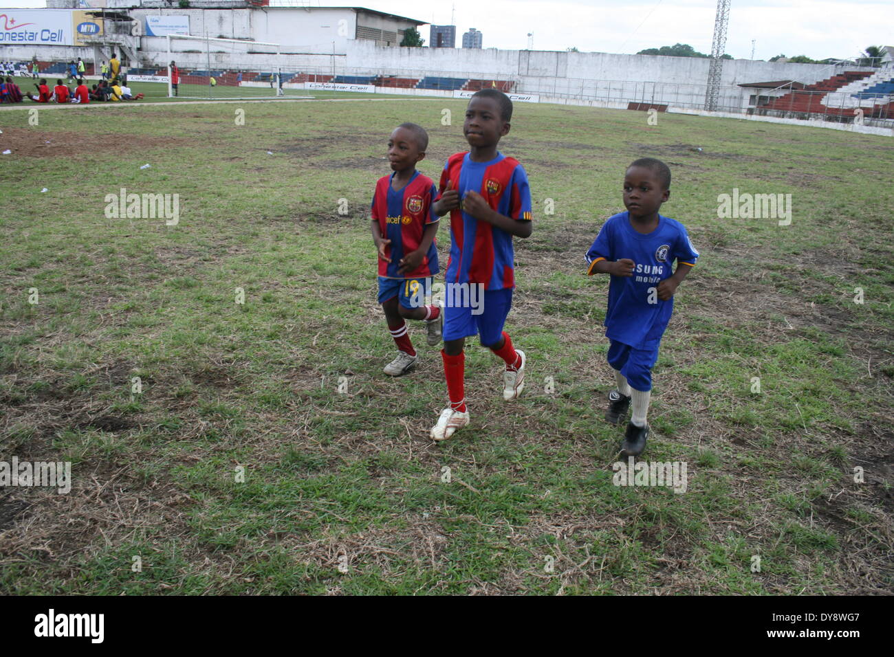 Young Kelvin Harris (right) walks to soccer practice with his friends ...