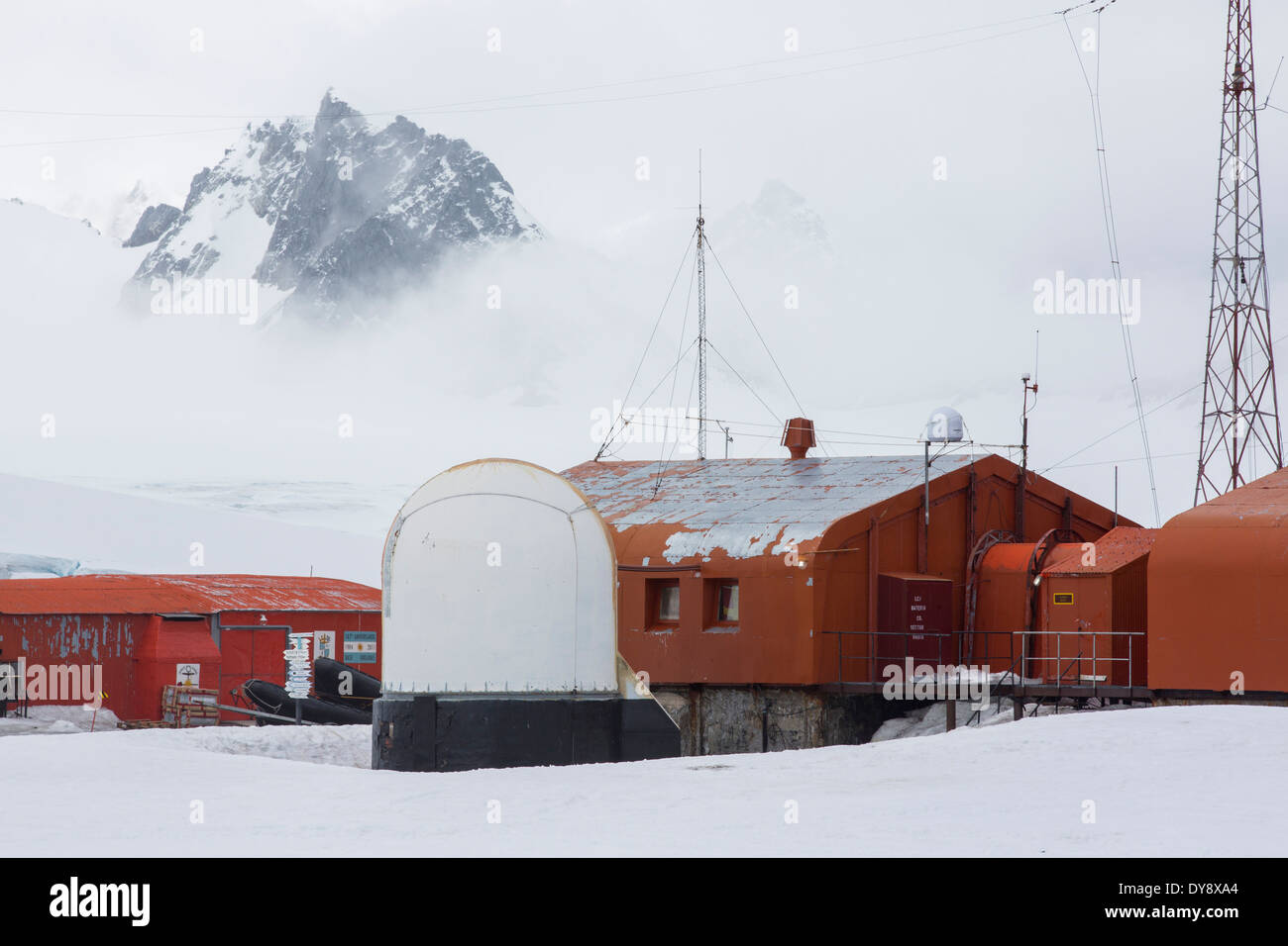Argentinian research base in antarctica hi-res stock photography and ...