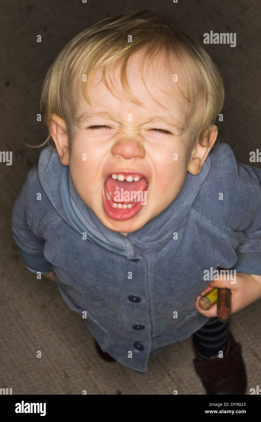 Screaming toddler hi-res stock photography and images - Alamy