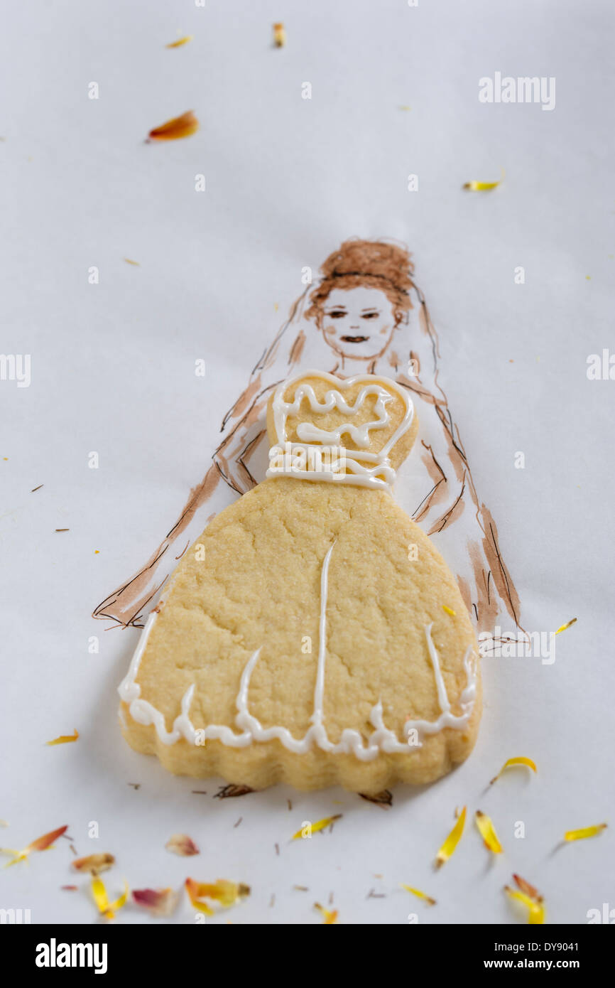 Woman drawing a picture of food hi-res stock photography and images - Alamy