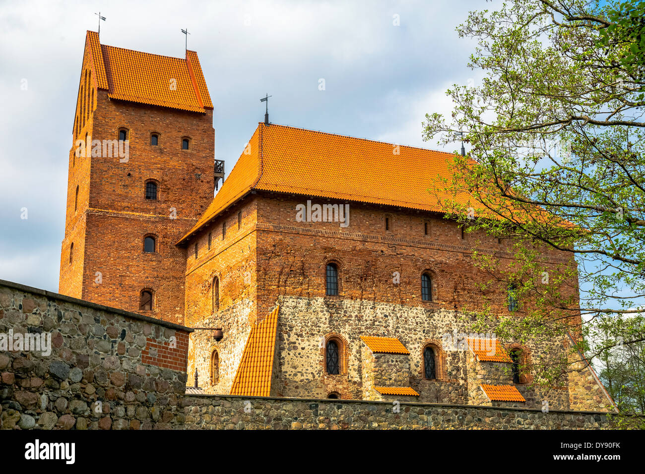 Castle red brick tower and building. Trakai, Lithuania Stock Photo - Alamy