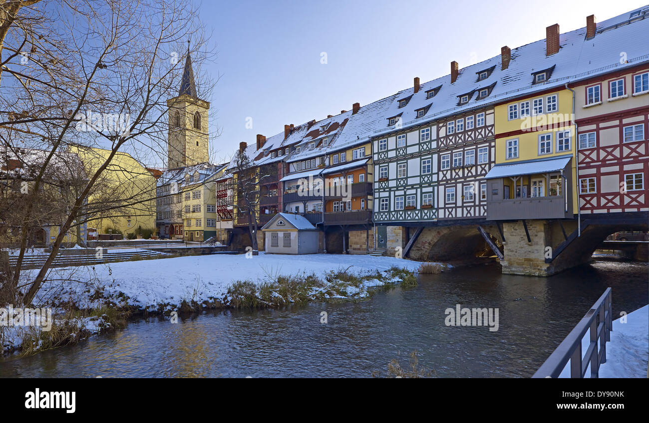 Krämerbruecke bridge with St Giles Church, Erfurt, Germany Stock Photo ...