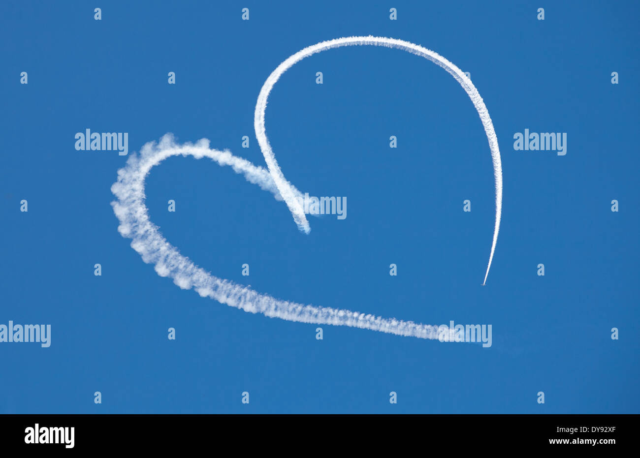 Skywriting plane hi-res stock photography and images - Alamy