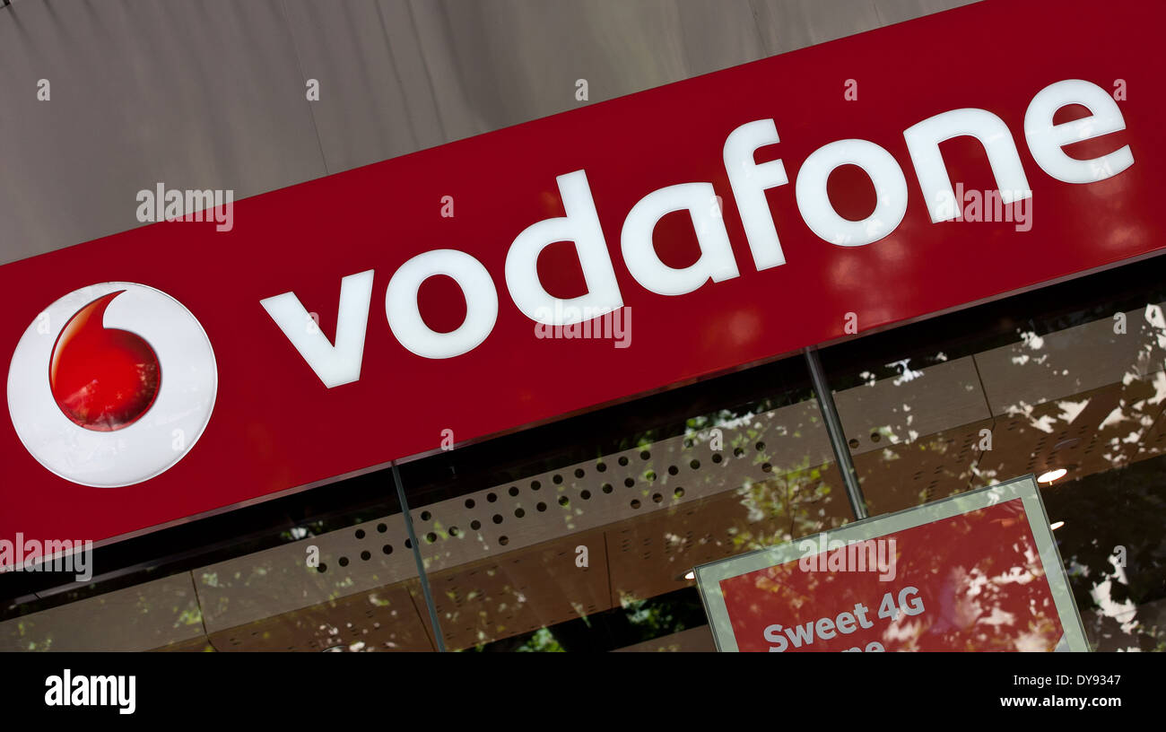 Vodafone Store High Resolution Stock Photography and Images - Alamy