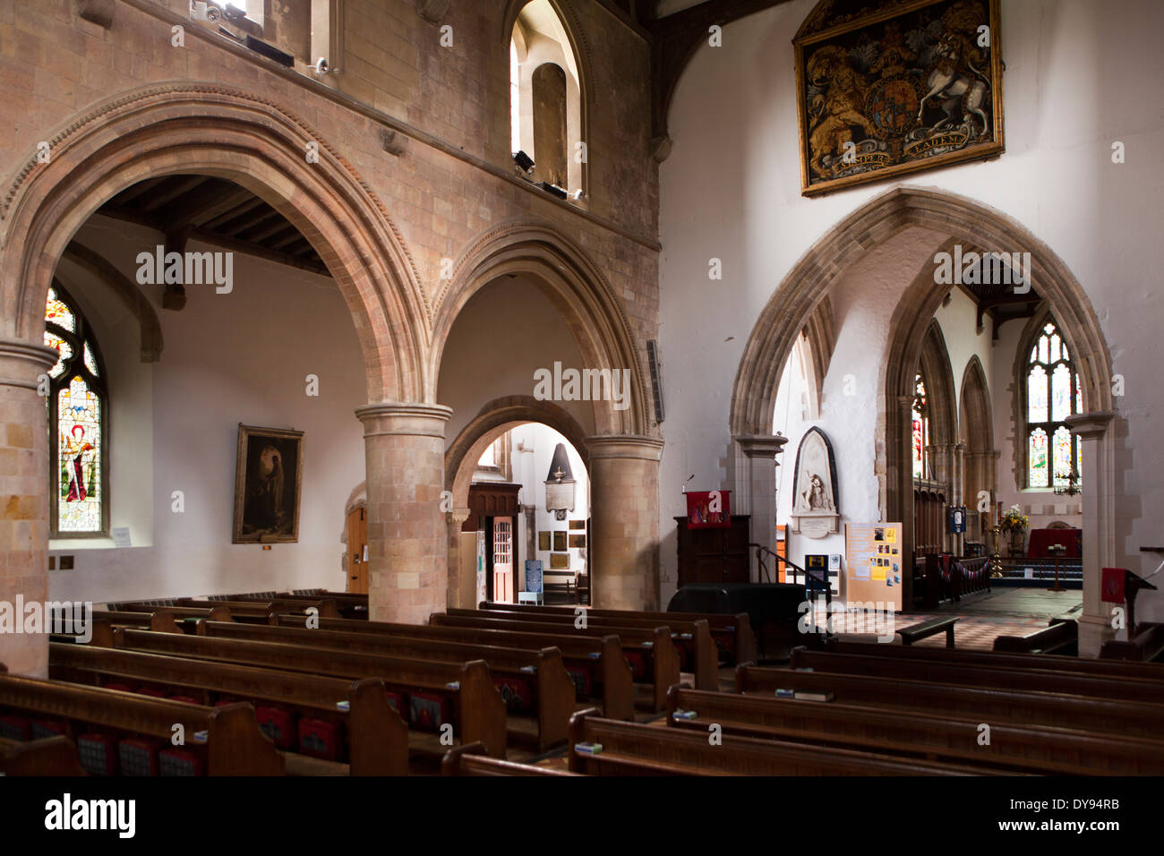 Interior view st marys church hi-res stock photography and images - Alamy