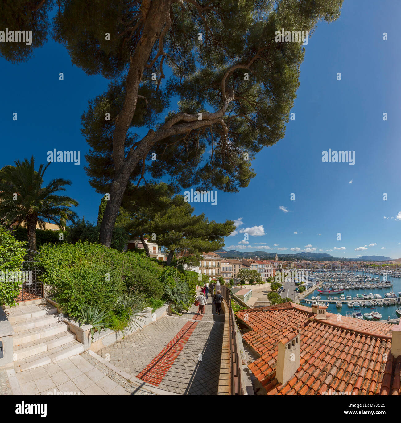 Chemin de la colline hi-res stock photography and images - Alamy