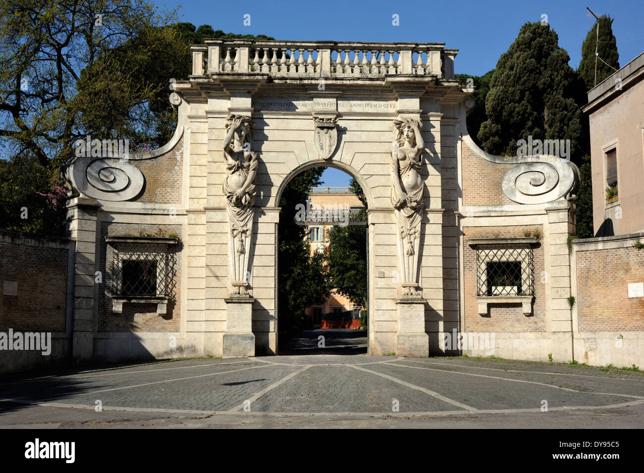 Italy, Rome, Celio, Villa Celimontana, entrance gate Stock Photo - Alamy