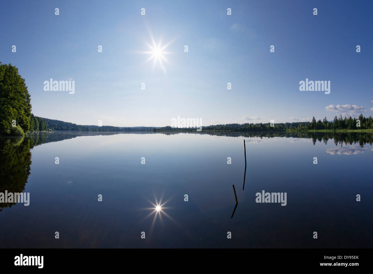 Germany, Bavaria, Upper Bavaria, Sachsenkam, Kirchsee lake against the ...