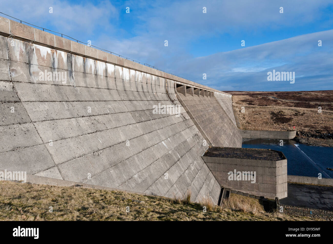 The dam at Cow Green reservoir Stock Photo - Alamy