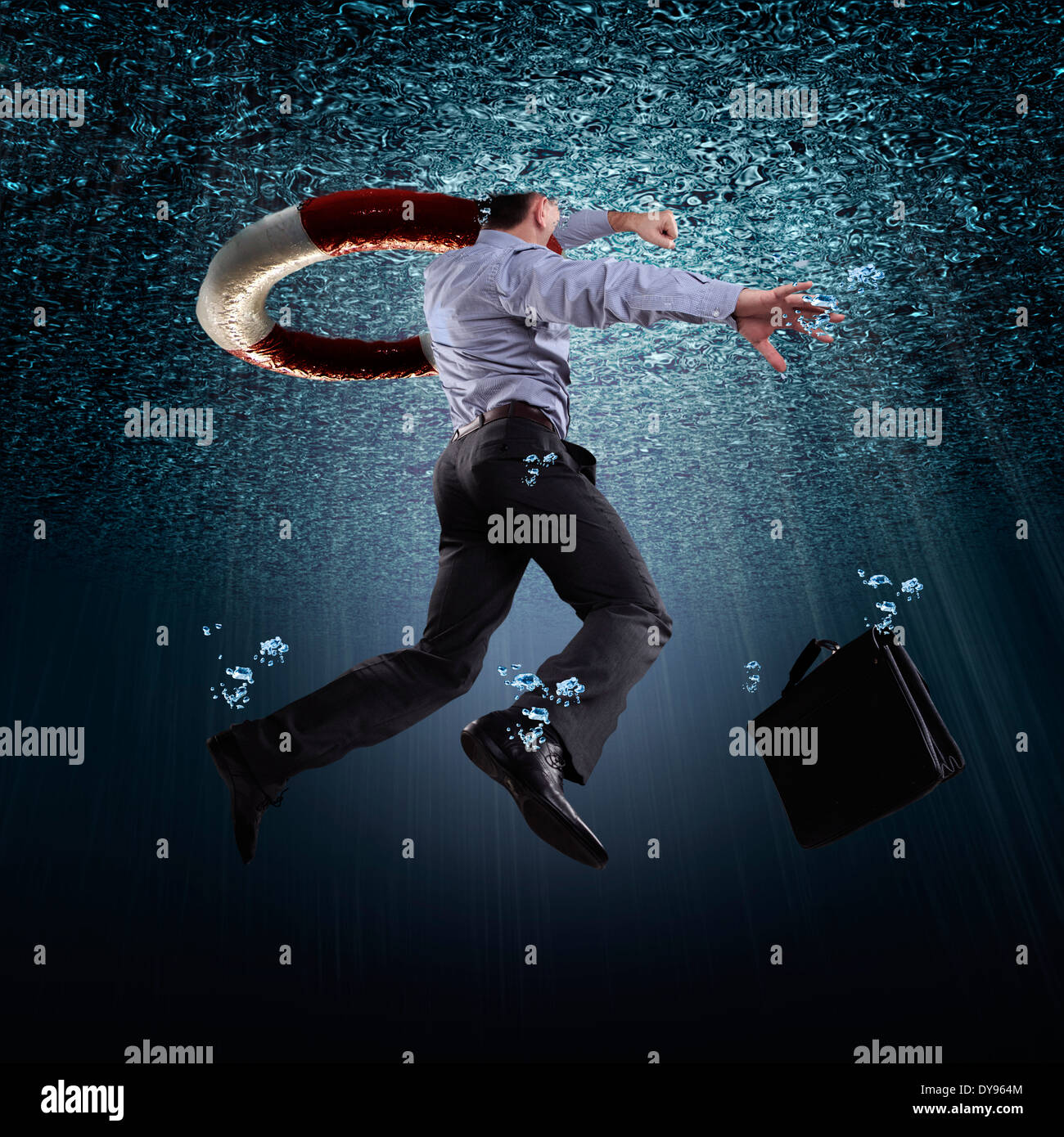 Men drowning hi-res stock photography and images - Alamy