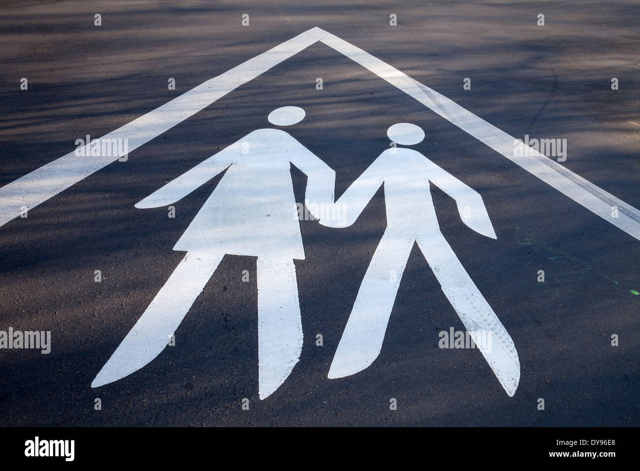 Sign for pedestrians on street Stock Photo - Alamy