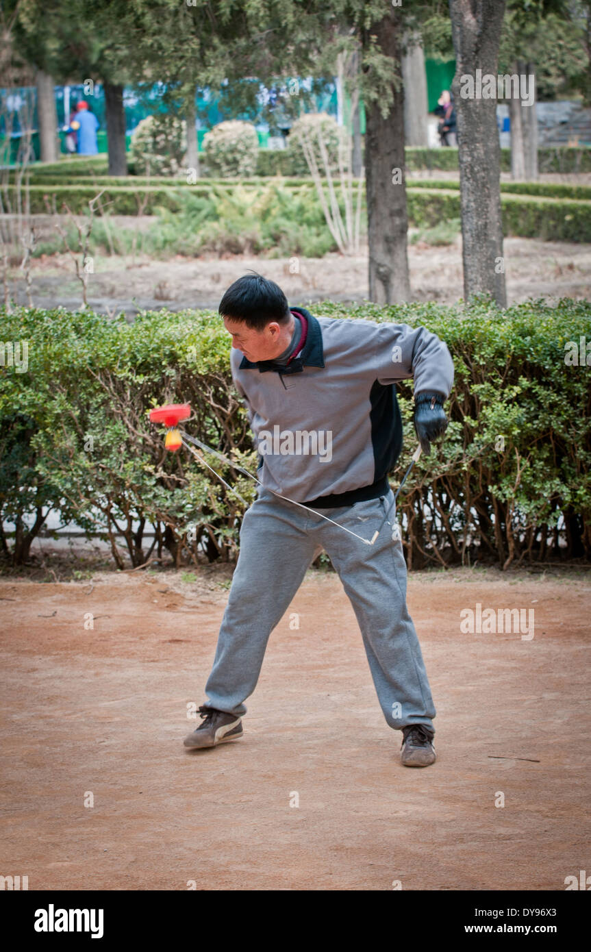 Diabolo china hi-res stock photography and images - Alamy