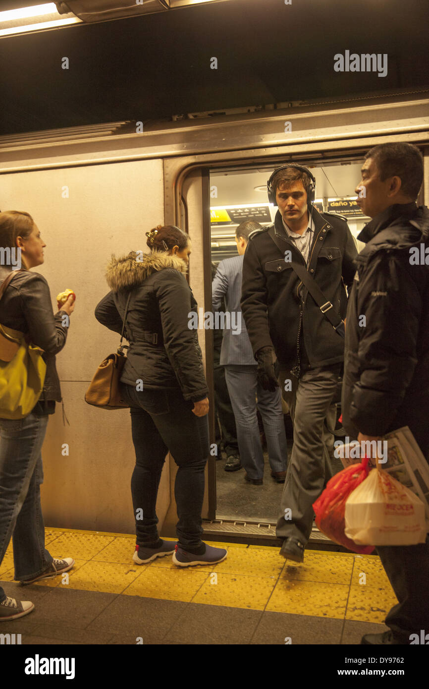 Packed subway train hi-res stock photography and images - Alamy