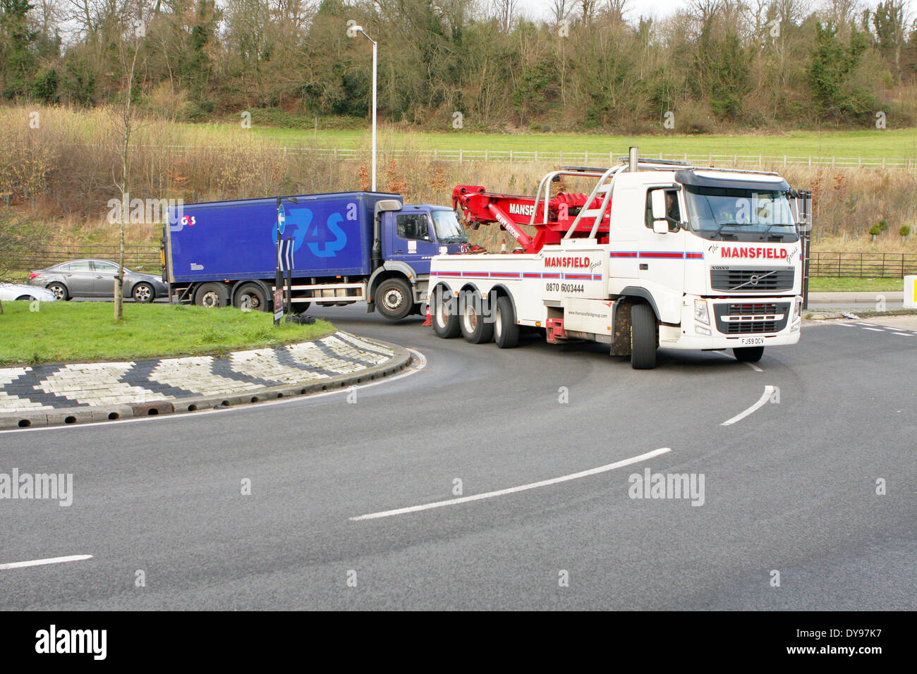 Group Around A Truck High Resolution Stock Photography and Images - Alamy