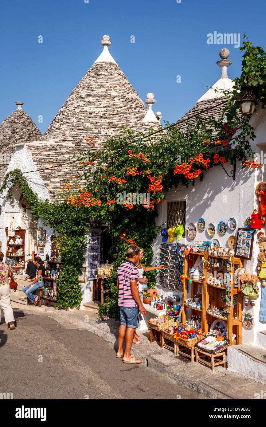 Trulli Houses, Alberobello, Puglia, Italy Stock Photo - Alamy