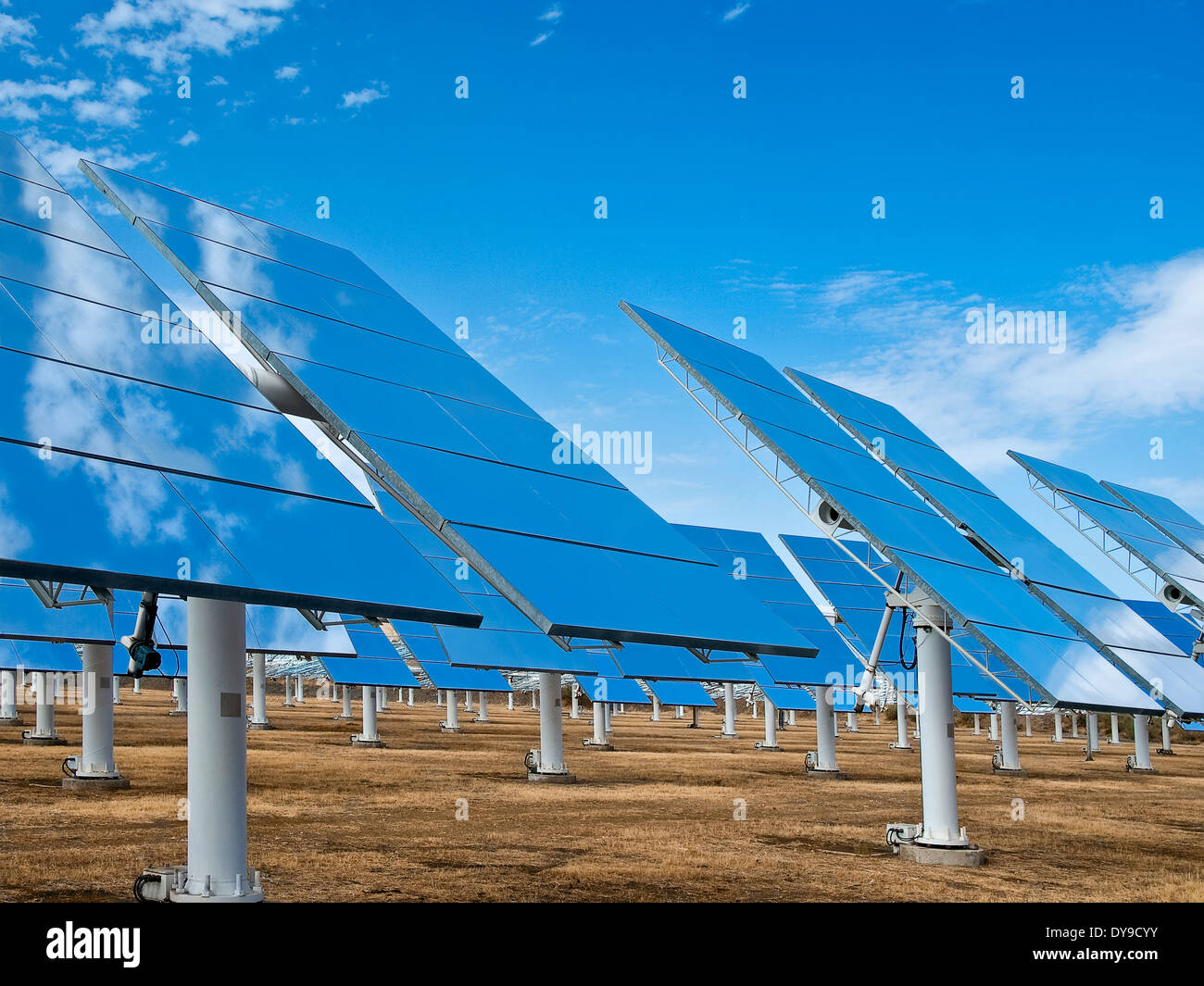 Solar field hi-res stock photography and images - Alamy