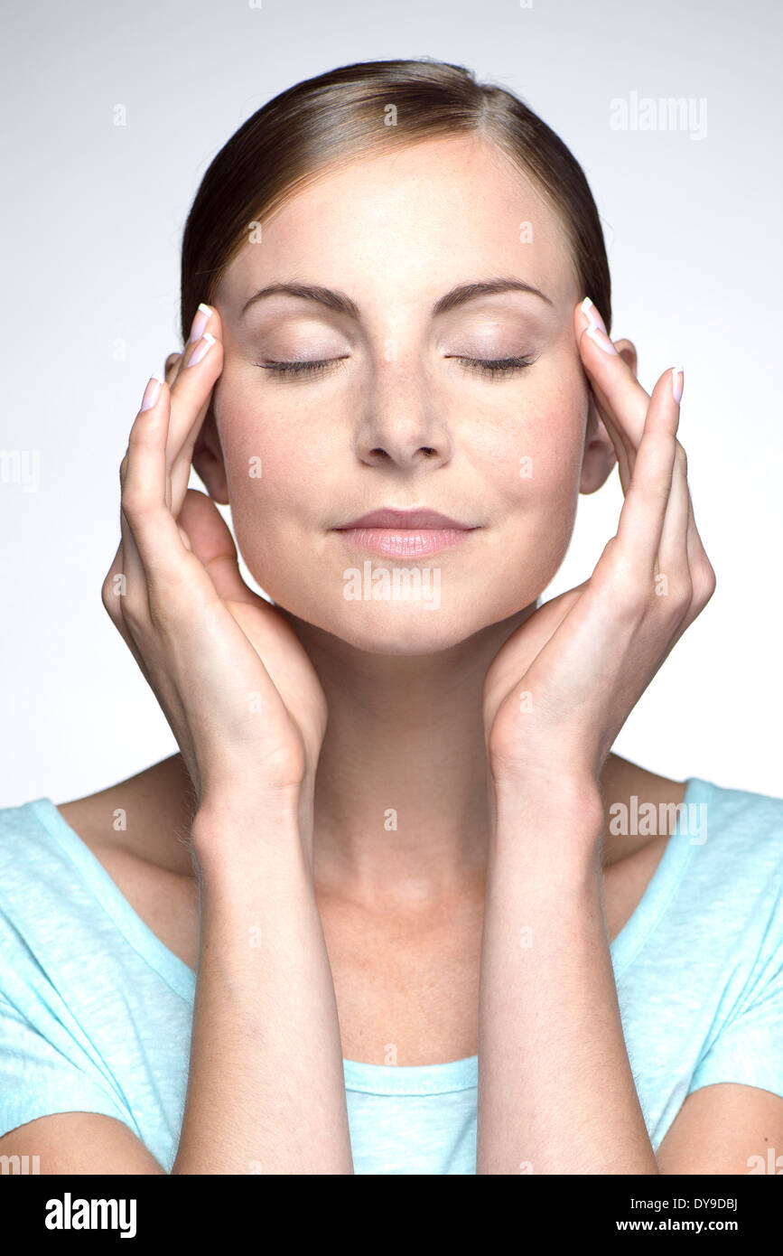 Young beautiful woman head hi-res stock photography and images - Alamy