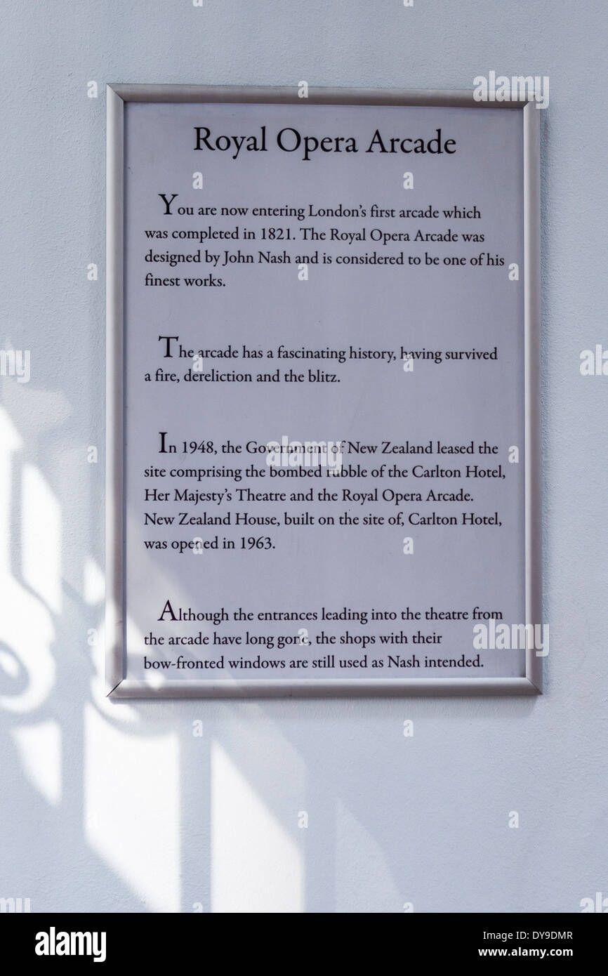 Sign Arcade High Resolution Stock Photography and Images - Alamy