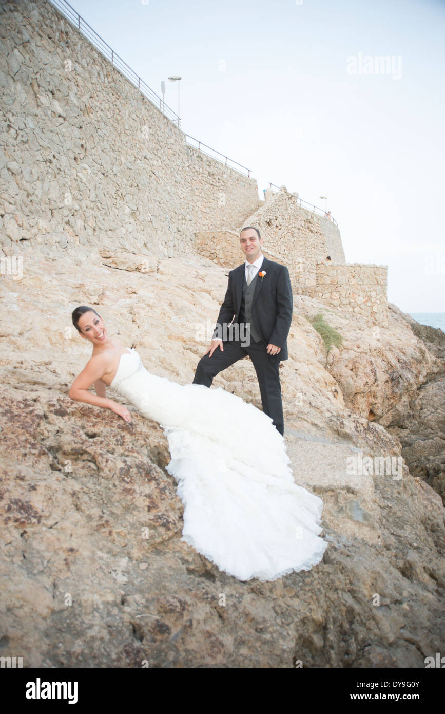 Newly married couple smile happily Stock Photo - Alamy