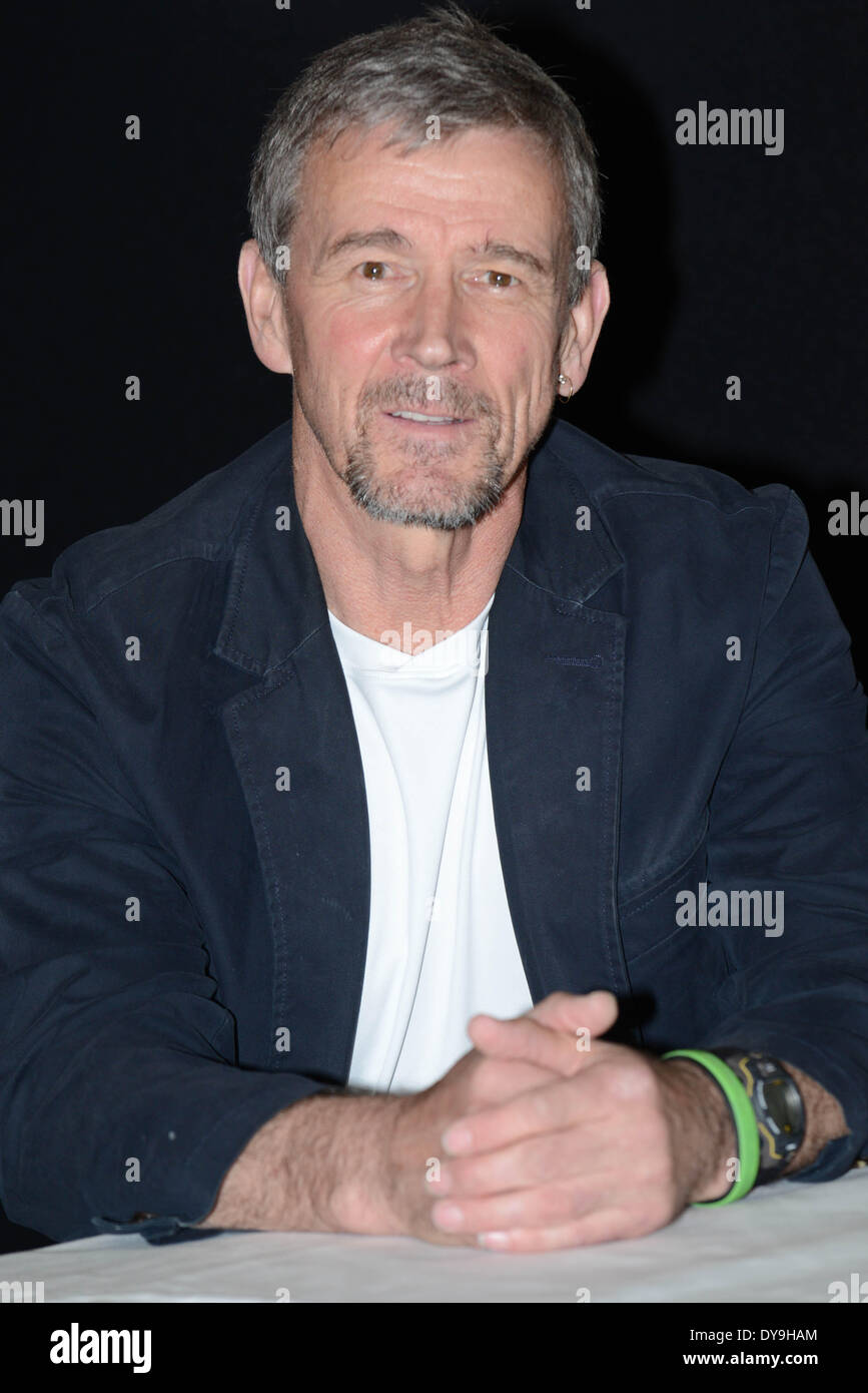 London England, 10th April 14 : Steve Jones attends the Virgin London ...