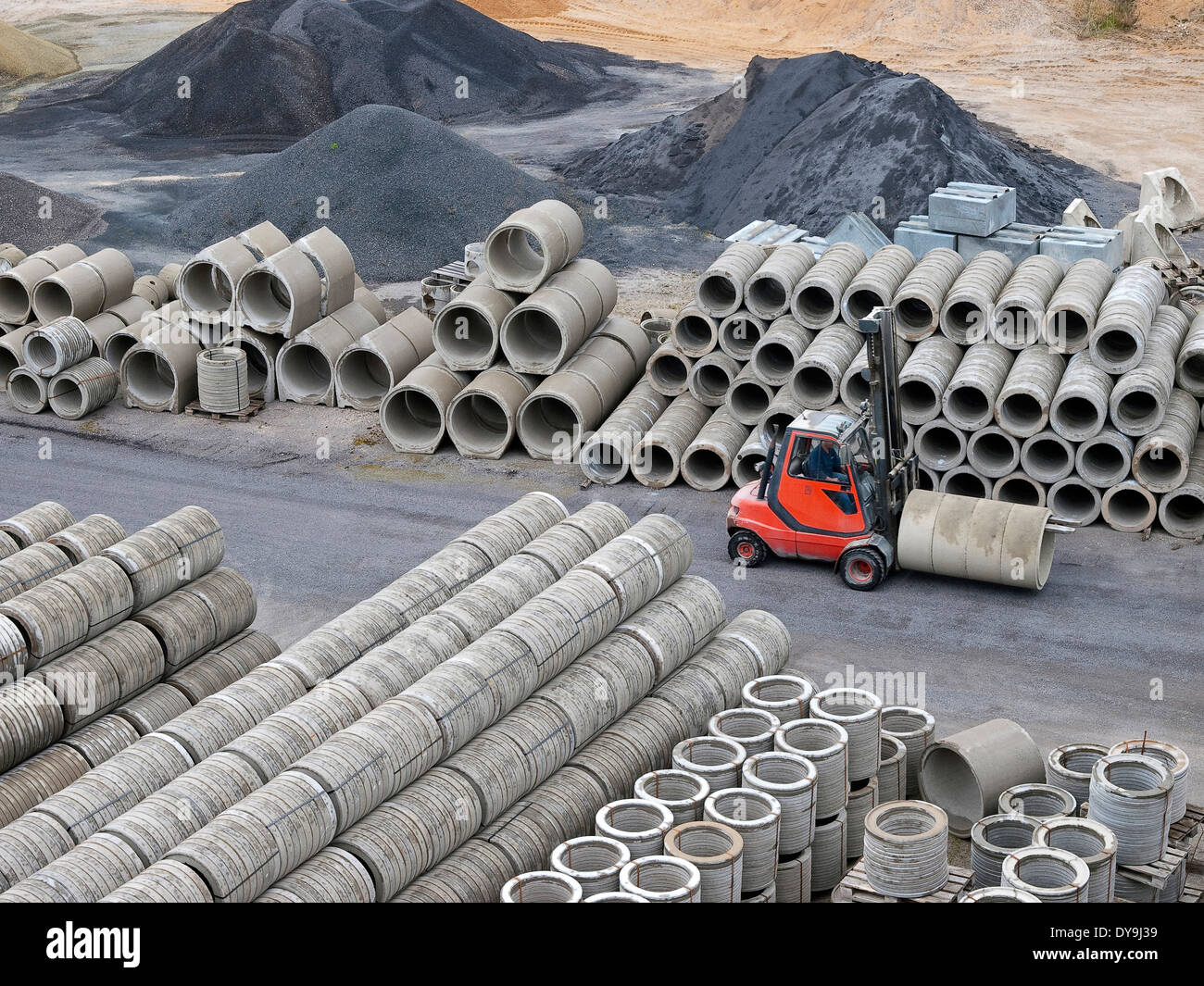 Construction pit hi-res stock photography and images - Alamy