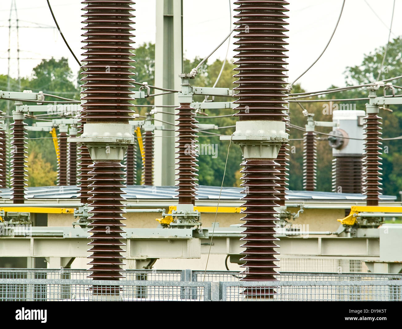 Electrical substation building hi-res stock photography and images - Alamy