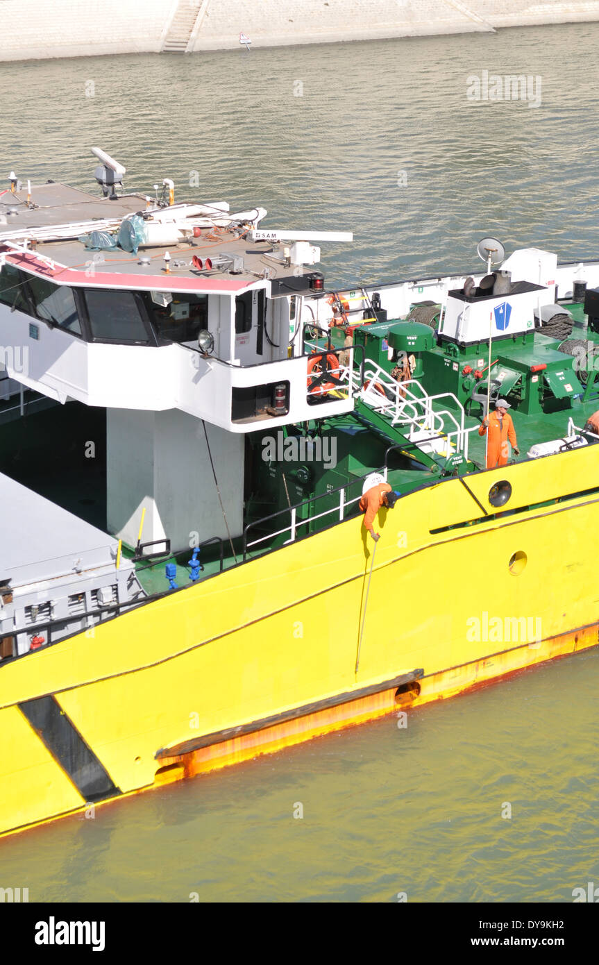 Side freights hi-res stock photography and images - Alamy